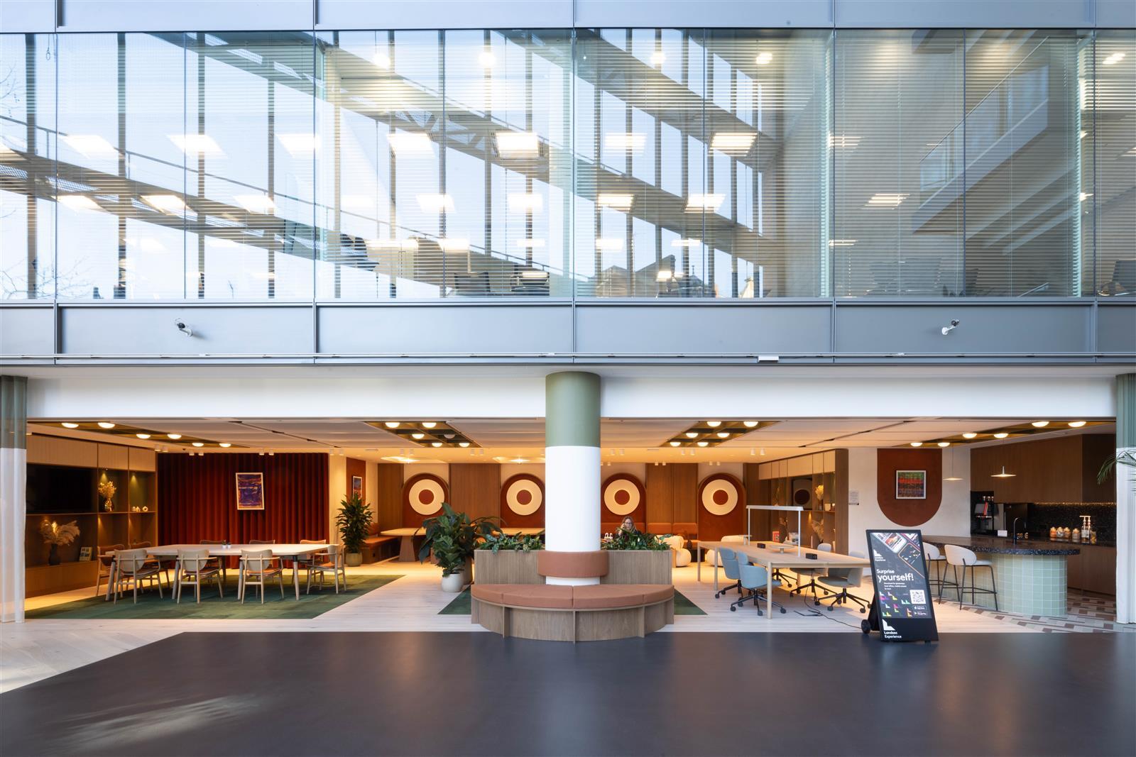 16 Palace St, London, SW1E 5JD - Cardinal Place | LoopNet