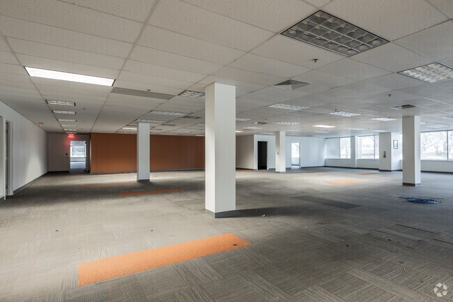 Commercial Real Estate Auctions | LoopNet