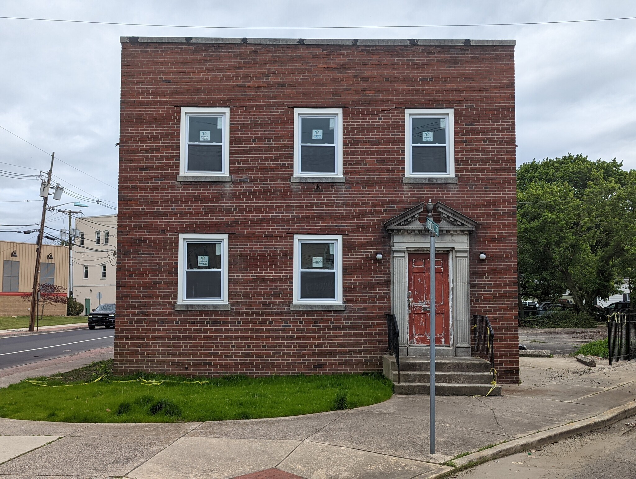 250 Warren St, Beverly, NJ 08010 - Office for Sale | LoopNet