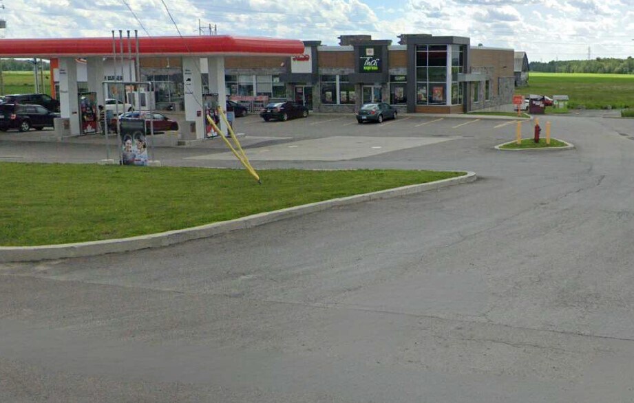 510 Av Béthany, Lachute, QC J8H 4H5 | LoopNet