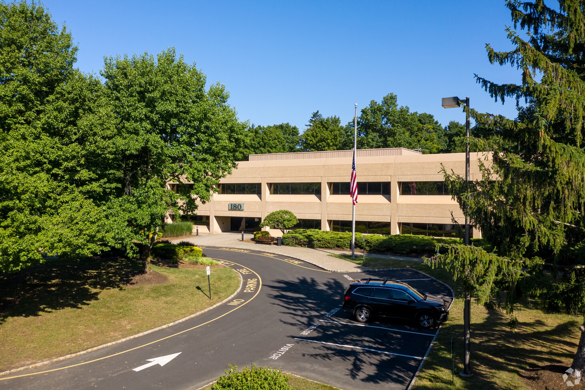 180 Mount Airy Rd, Basking Ridge, NJ 07920 - Mount Airy Corners | LoopNet