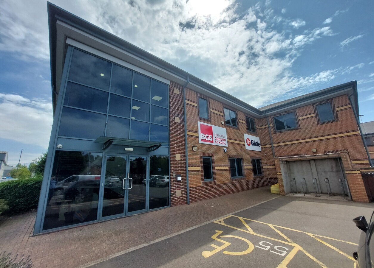 Windmill Rd, Kenn, BS21 6UJ - Bristol Groundschool | LoopNet