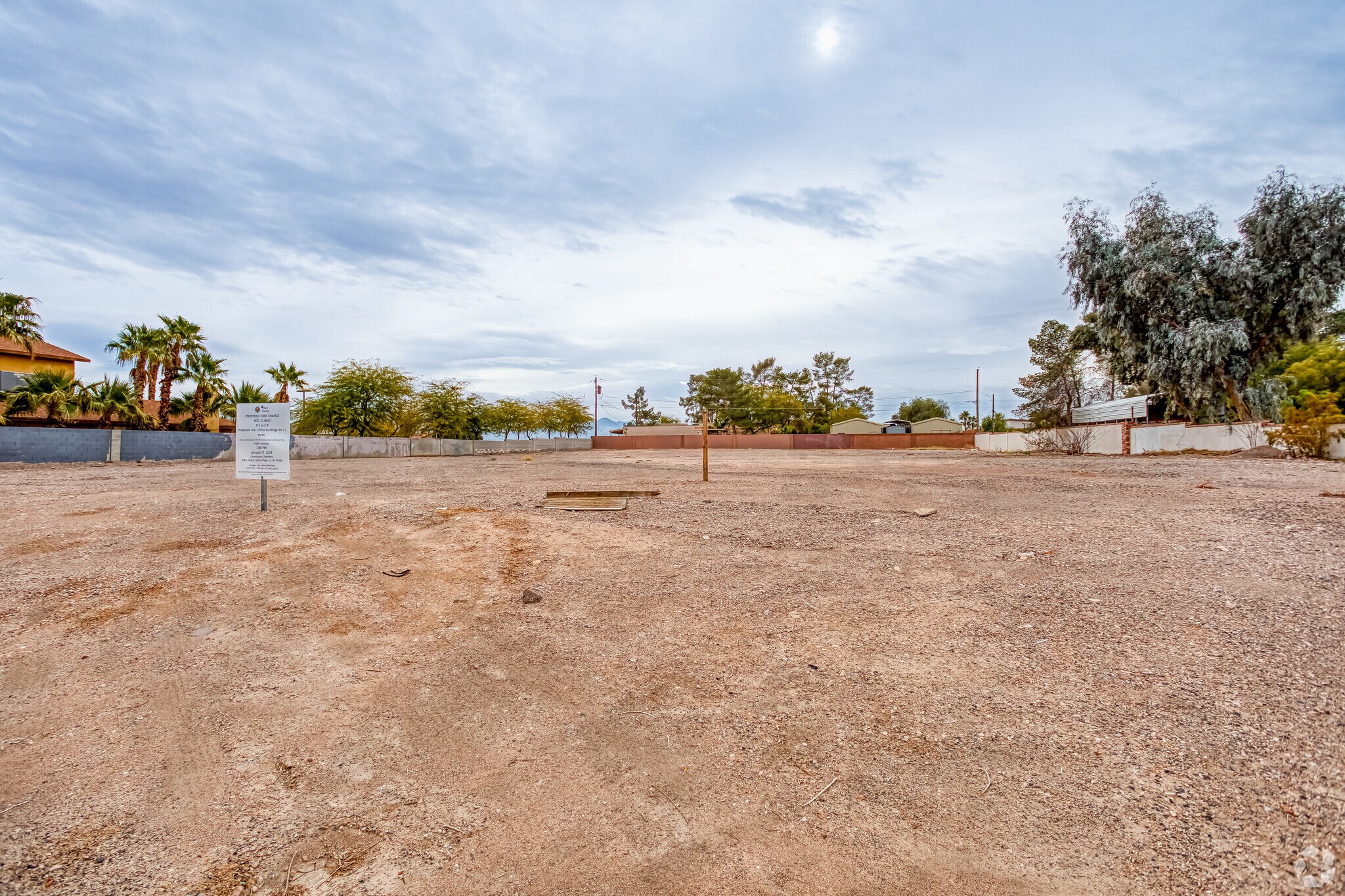 2885 E Russell Rd, Las Vegas, NV 89120 | LoopNet