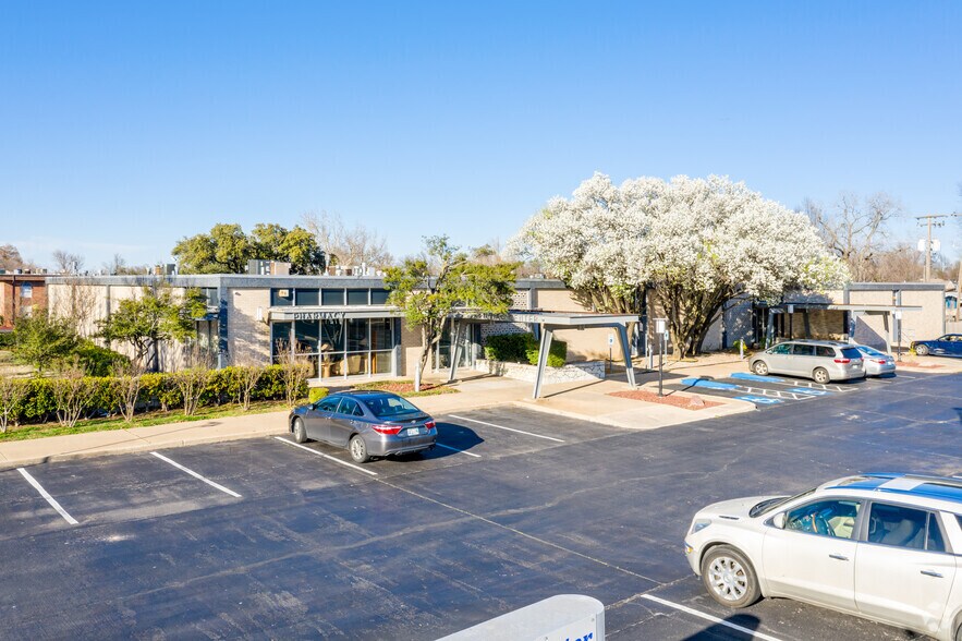 5300 N Meridian Ave, Oklahoma City, OK 73112 | LoopNet