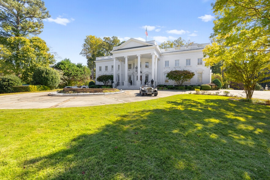 3687 Briarcliff Rd NE, Atlanta, GA 30345 - The Atlanta White House ...