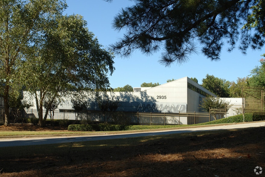 2935 Miller Rd, Decatur, GA 30035 | LoopNet