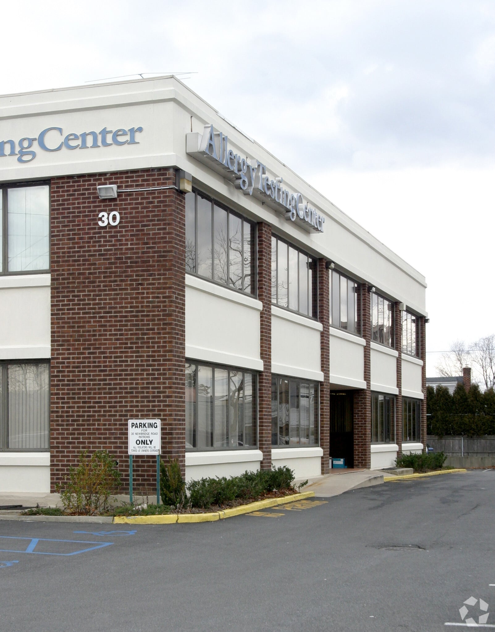 30 Newbridge Rd, East Meadow, NY 11554 | LoopNet