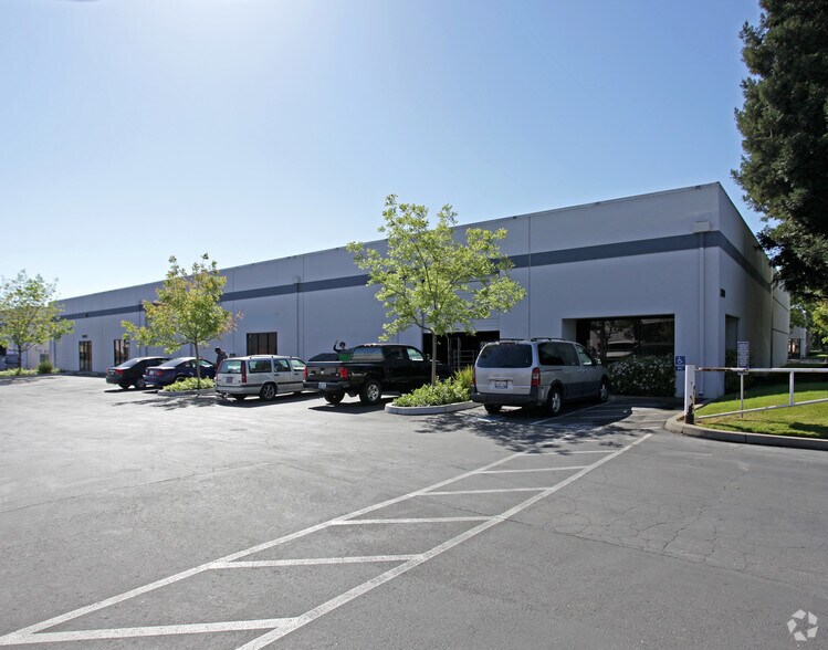 3299 Monier Cir, Rancho Cordova, CA 95742 | LoopNet