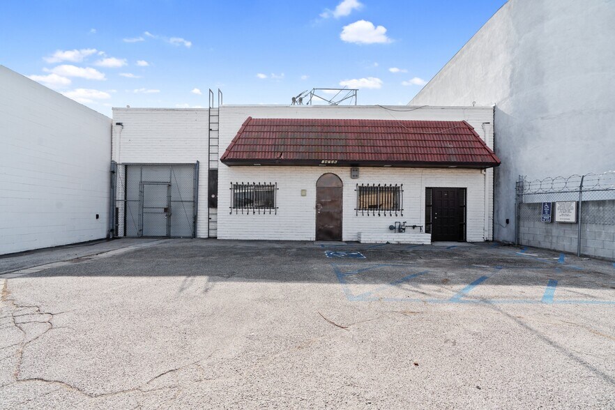 14726 Lull St, Van Nuys, CA 91405 | LoopNet