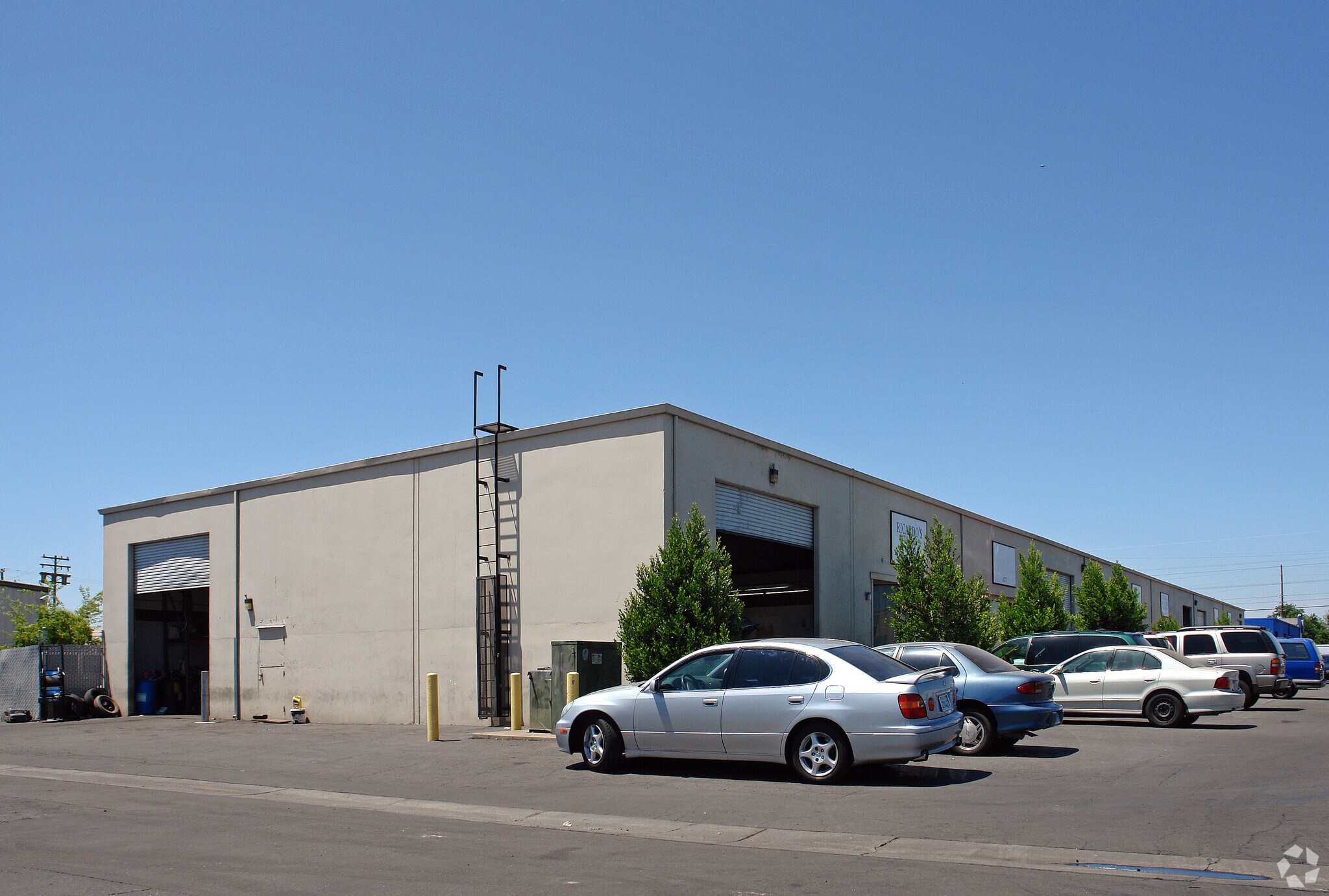 4263-4273 Power Inn Rd, Sacramento, CA 95826 - Industrial for Lease ...