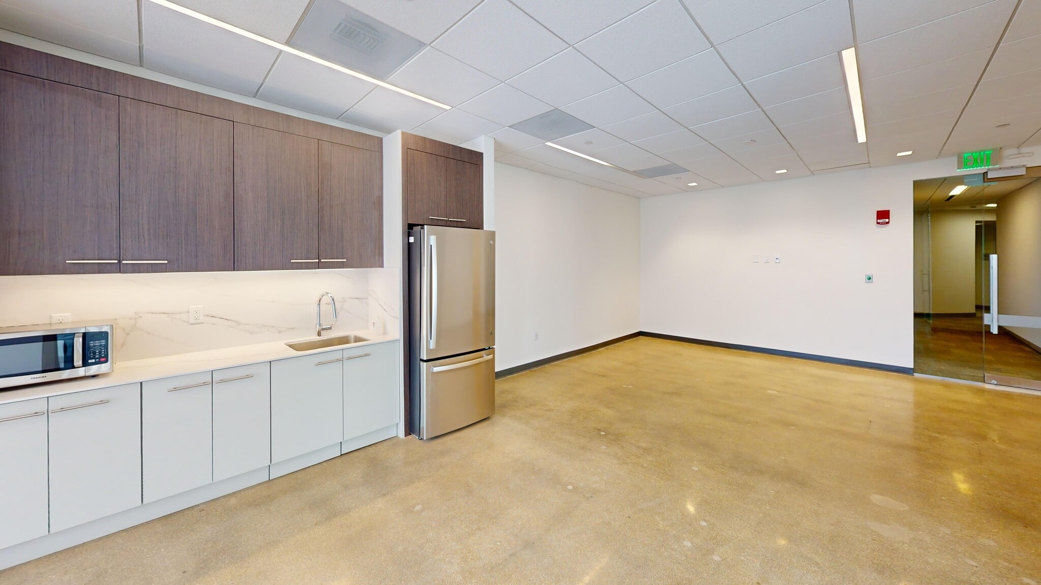 501 Brickell Key Dr, Miami, FL 33131 - Brickell Key Centre | LoopNet