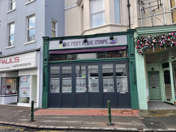 21 Cheriton Pl, Folkestone, CT20 2AY | LoopNet