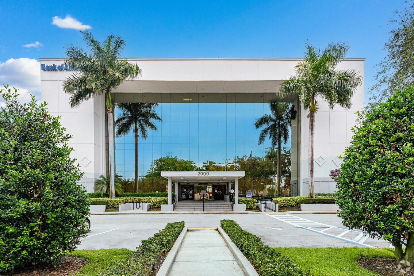 2000 Glades Rd, Boca Raton, FL 33431 - Bank of America Plaza | LoopNet