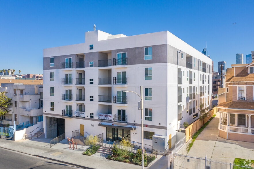 742 S Westlake Ave, Los Angeles, CA 90057 | LoopNet