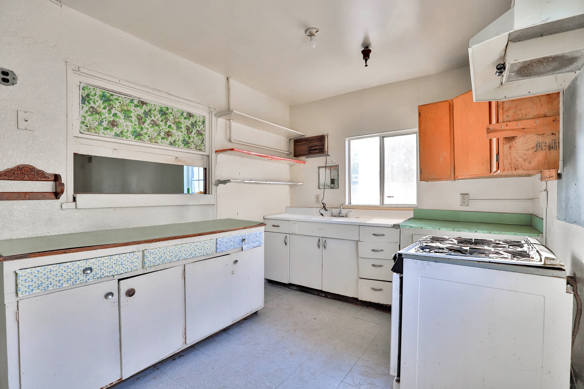 1590 E Dinuba Ave, Reedley, CA 93654 - Health Care for Sale | LoopNet