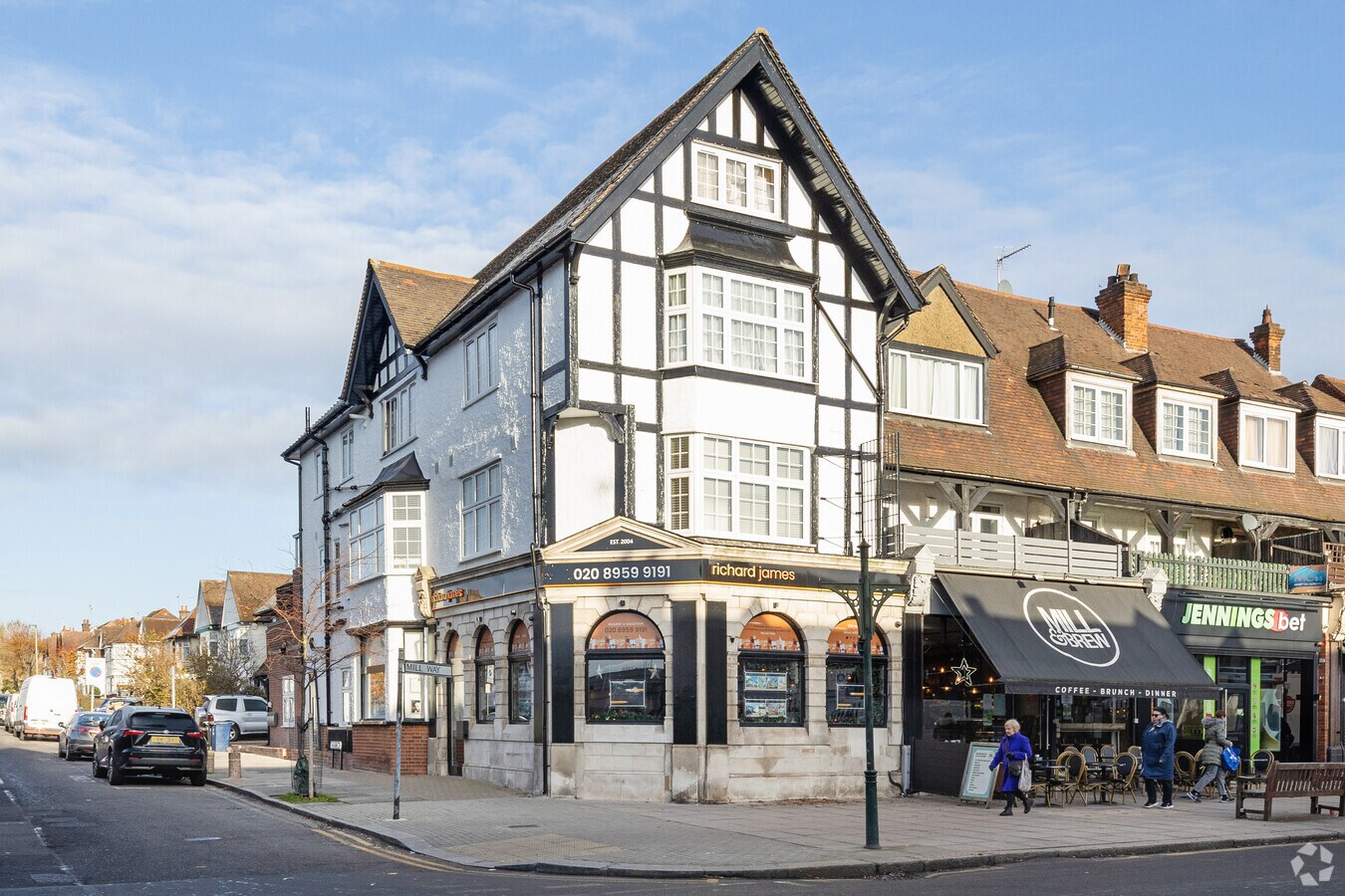 21 The Broadway, London, NW7 3DH | LoopNet