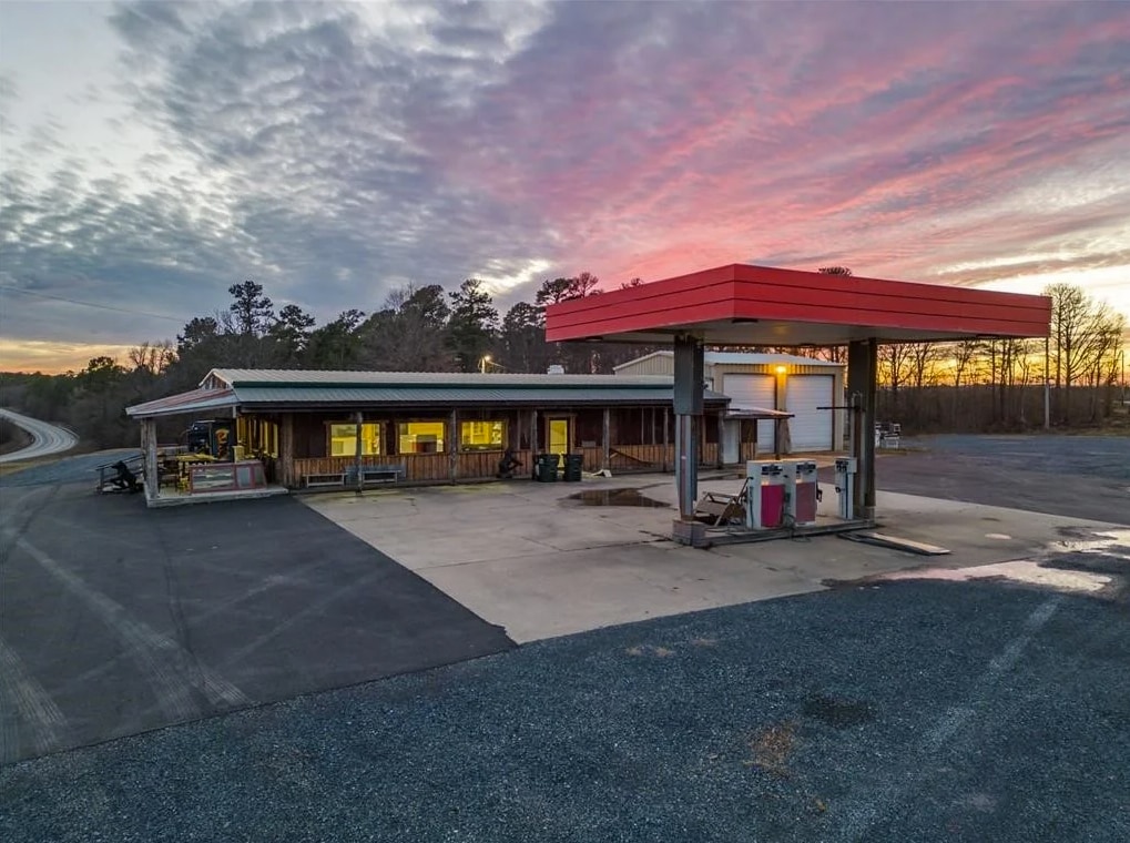 28 Indian Hwy 144, Broken Bow, OK 74724 - Retail for Sale | LoopNet