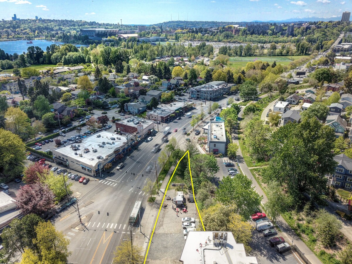 4529 Sand Point Way, Seattle, WA 98105 | LoopNet