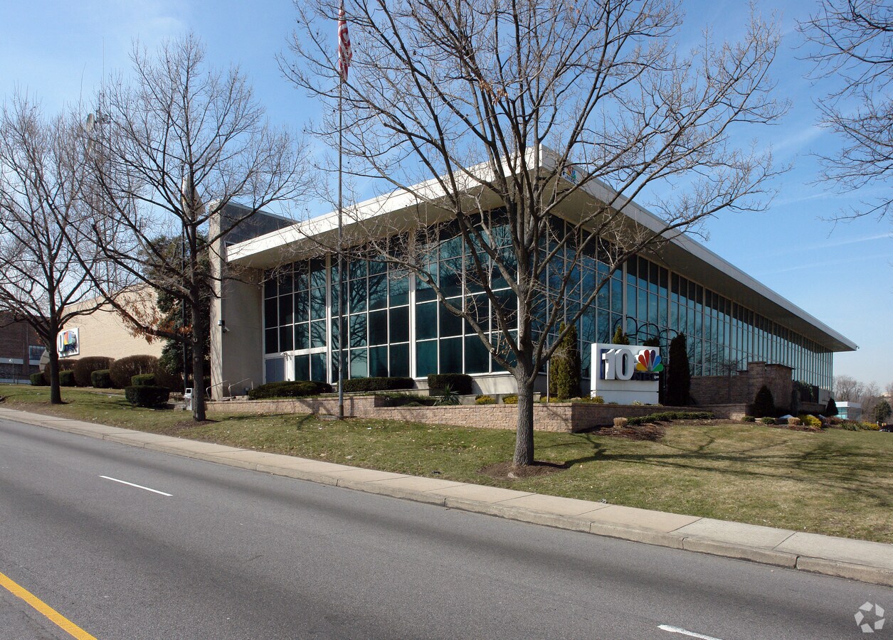 10 Monument Rd, Bala Cynwyd, PA 19004 | LoopNet