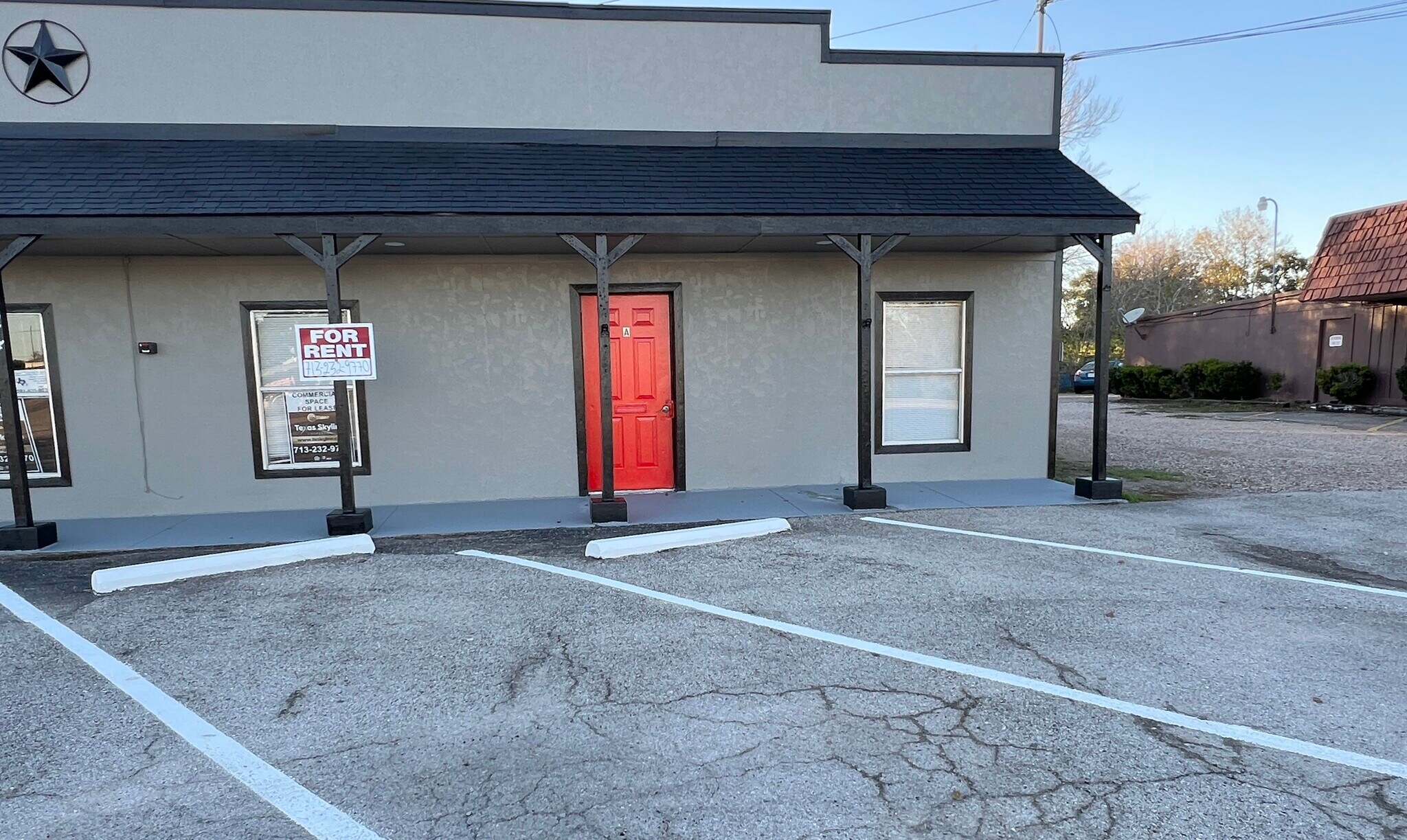 2424 S Gordon St, Alvin, TX 77511 - The Parks Plaza | LoopNet