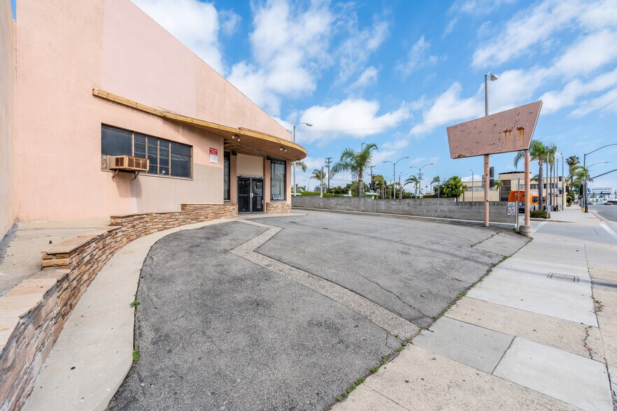 320 S La Brea Ave, Inglewood, CA 90301 - Retail for Lease | LoopNet