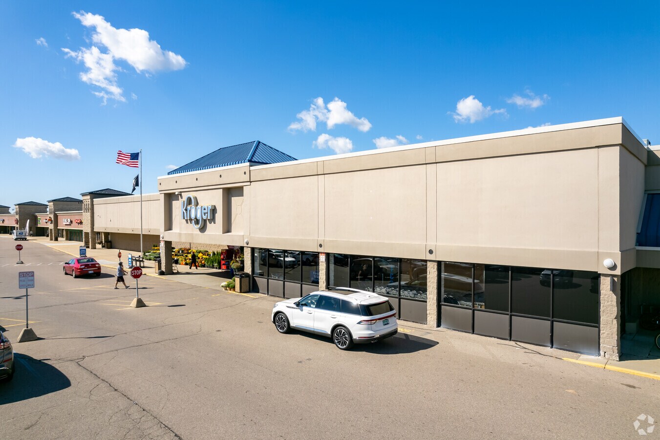 41701-41911 Garfield Rd, Clinton Township, MI 48038 - Imperial Plaza ...