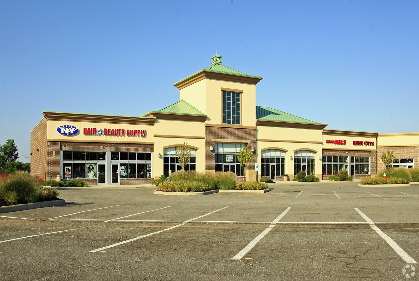 22101-22169 Rockside Rd, Bedford, OH 44146 - Meadowbrook Market Square ...