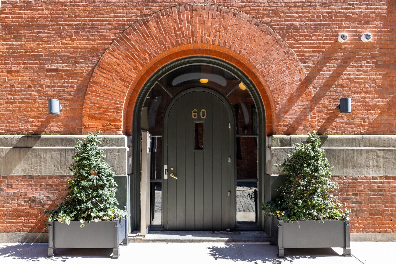 60 Collister St, New York, NY 10013 | LoopNet