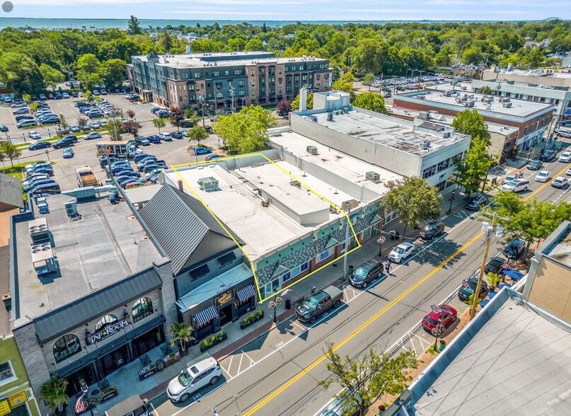 30-40 E Main St, Bay Shore, NY 11706 | LoopNet