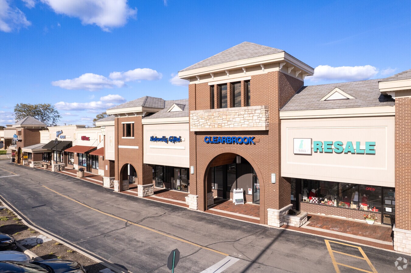 29 Crystal Lake Plz, Crystal Lake, IL 60014 - Crystal Lake Plaza | LoopNet