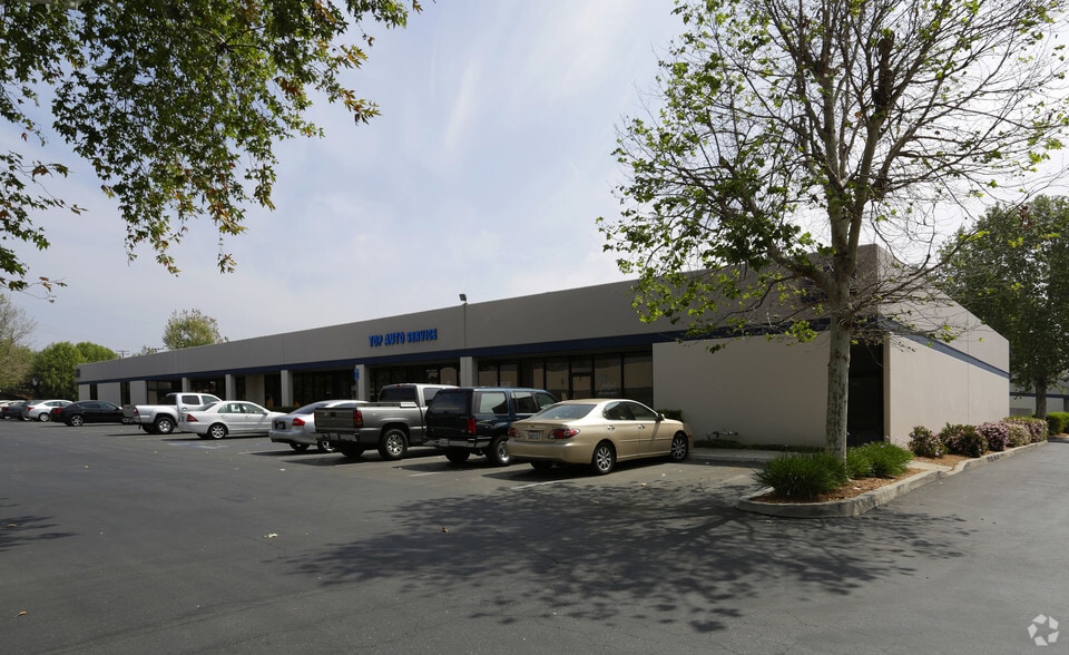 3751 Merced Dr, Riverside, CA 92503 | LoopNet