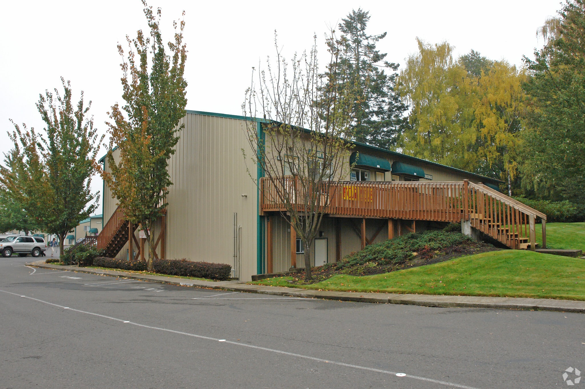 8136-8154 SW Durham Rd, Portland, OR 97224 - Industrial Park on Durham ...