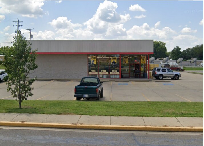 1575 Hart St, Vincennes, IN 47591 - Retail for Sale | LoopNet