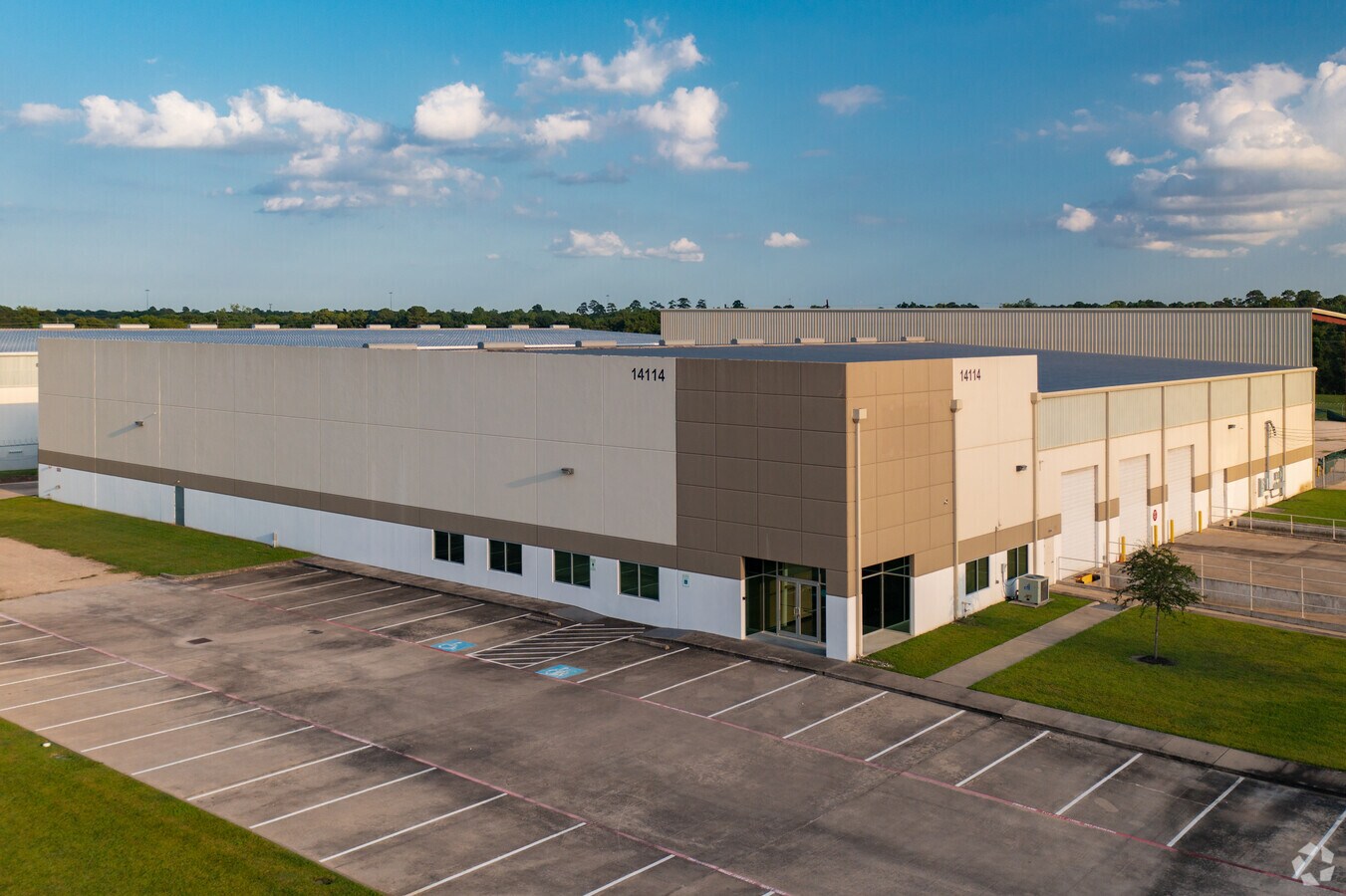 14114 Vickery Dr, Houston, TX 77032 | LoopNet 14114 Vickery Dr, Houston, TX 77032 | LoopNet