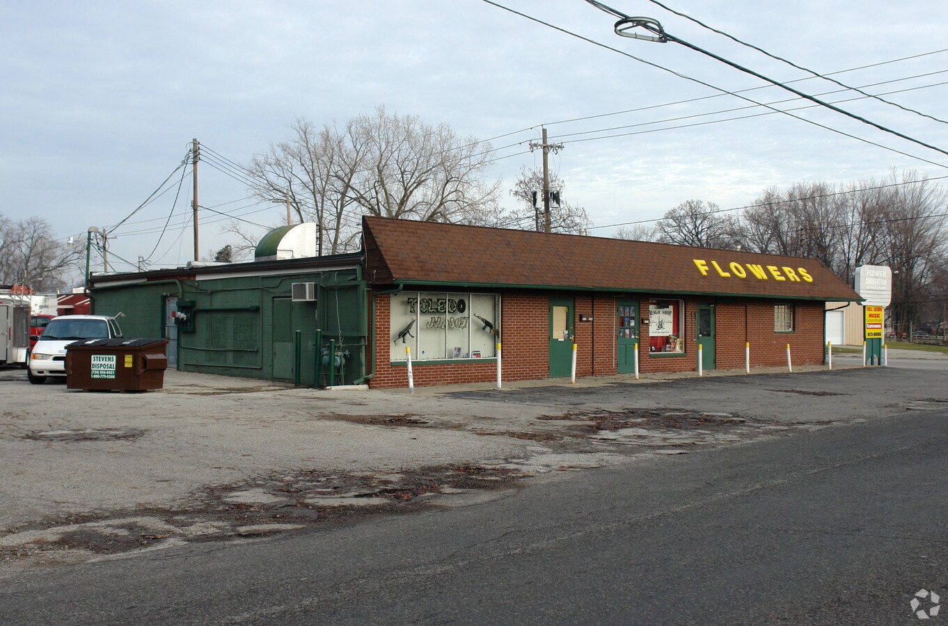 2975 Tremainsville Rd, Toledo, OH 43613 | LoopNet