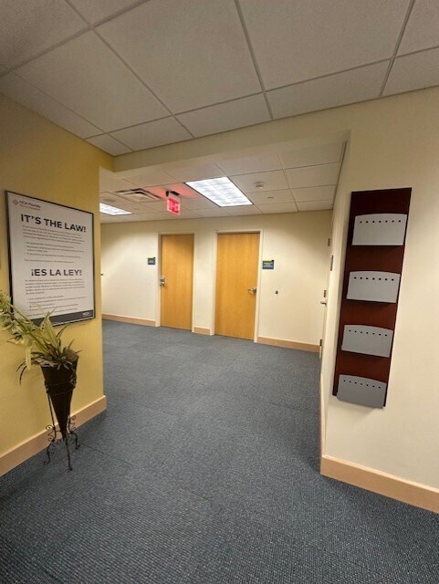 3641 S Miami Ave, Miami, FL 33133 - Bayside Pavilion at HCA Mercy ...