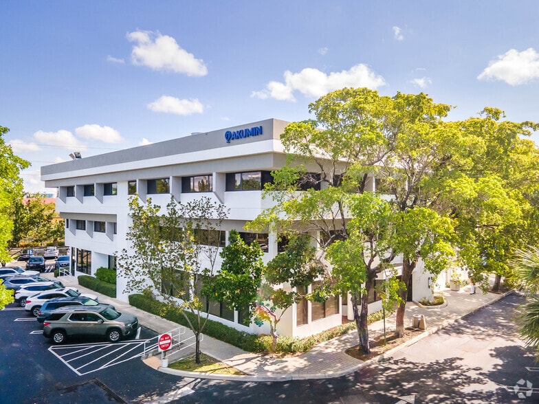 2925 Aventura Blvd, Aventura, FL 33180 - Aventura Professional Building | LoopNet