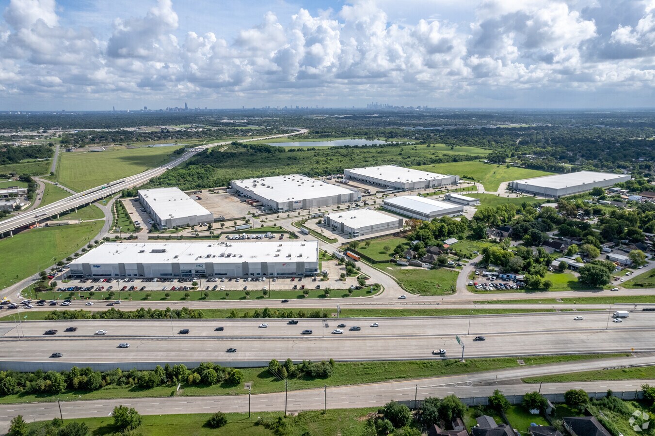 6910-6920 Brasada Dr, Houston, TX 77085 - Phase I - Building II | LoopNet