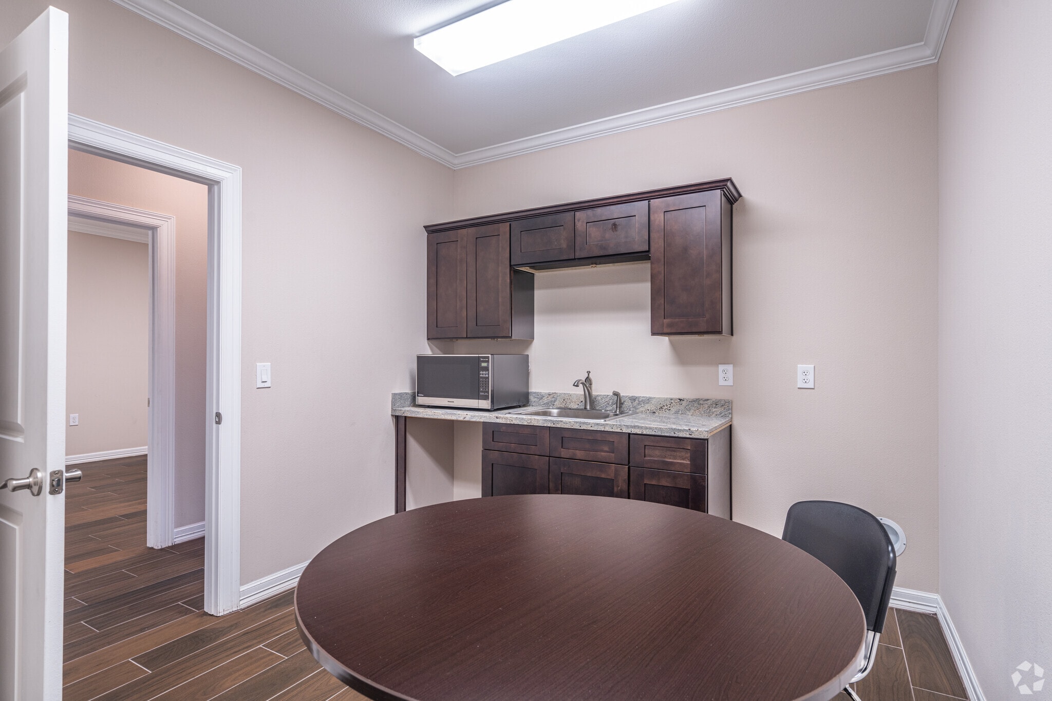 2743 Smith Ranch Rd, Pearland, TX 77584 - Pearland Office Condos | LoopNet