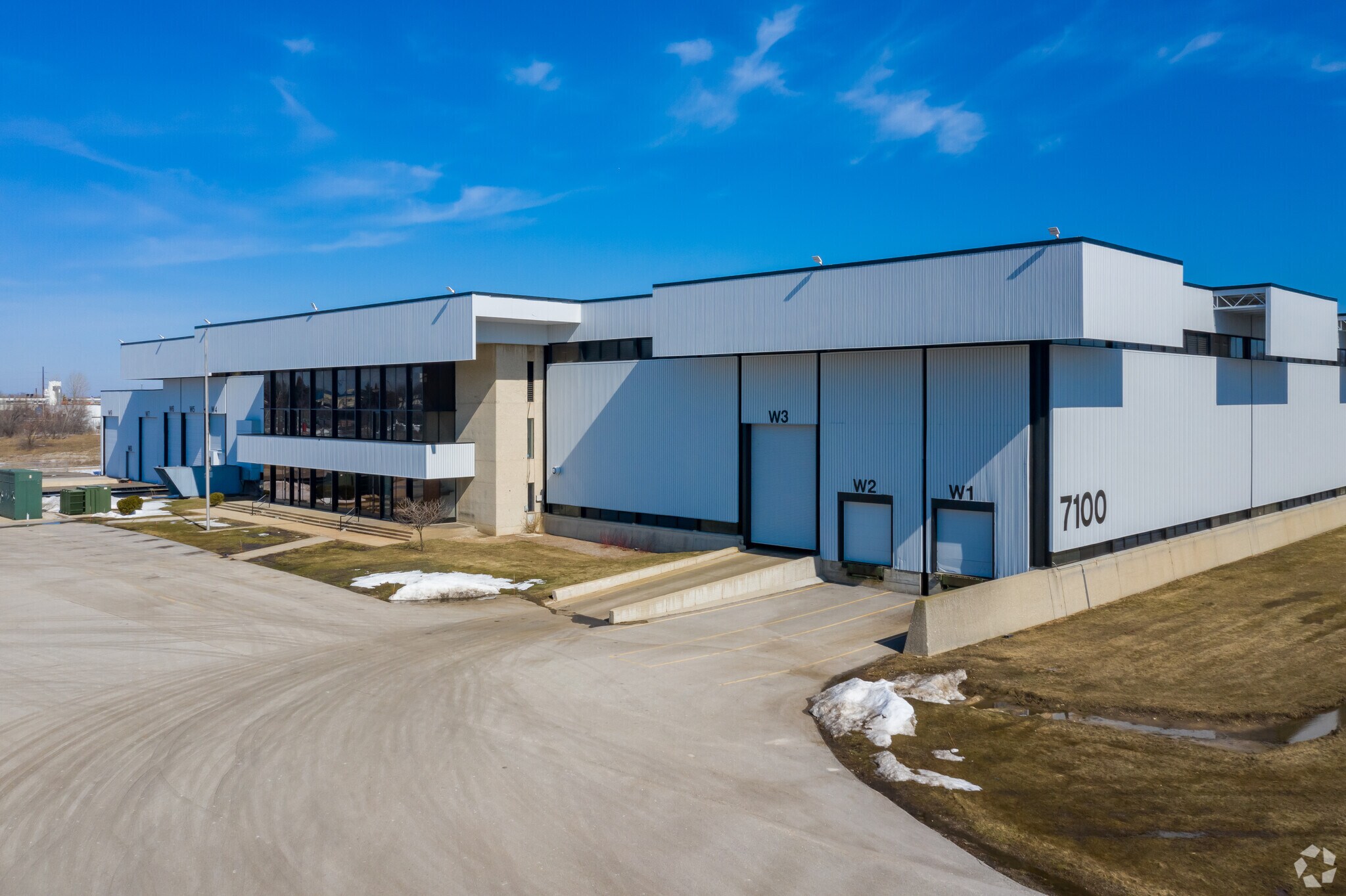 7100 W Calumet Rd, Milwaukee, WI 53223 - for Lease | LoopNet