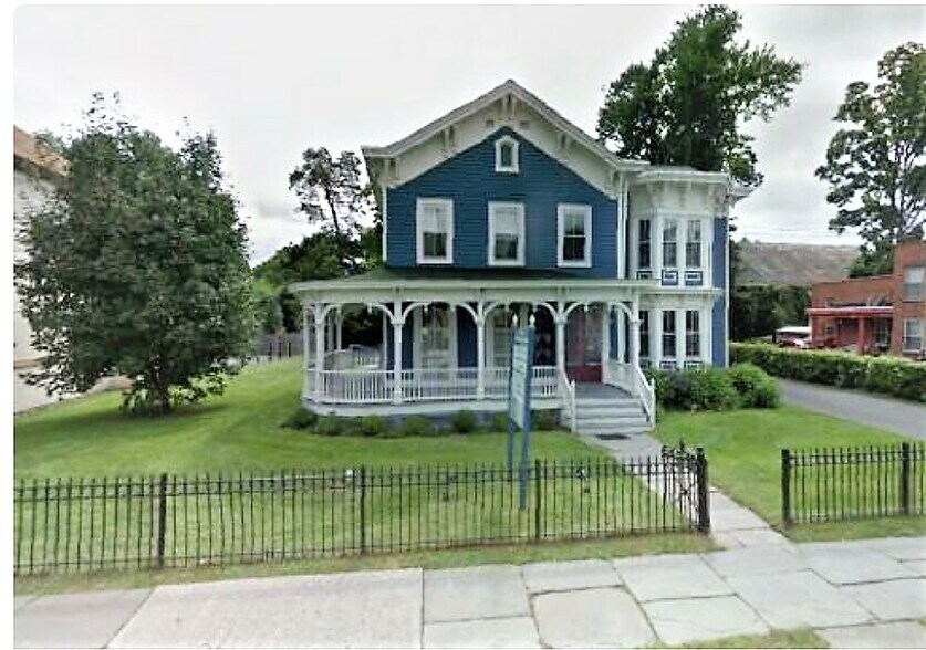 172 Main St, Saugerties, NY 12477 | LoopNet