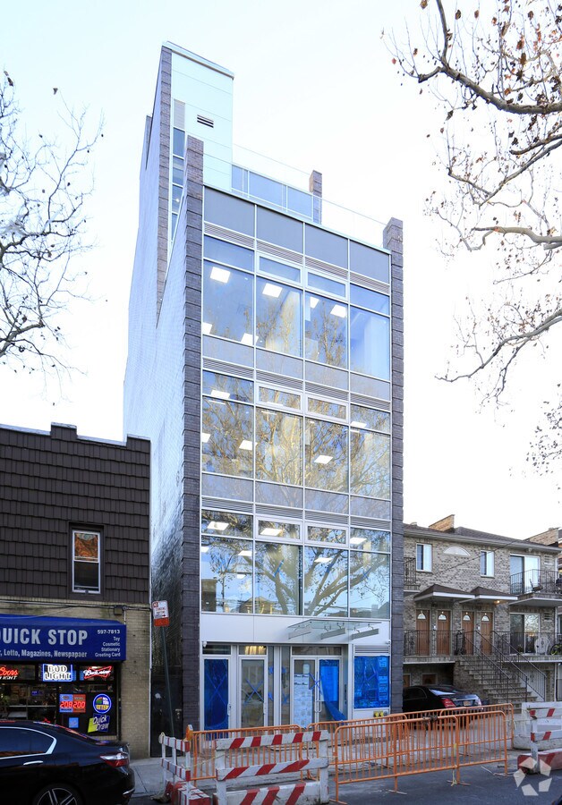 2932 Wilkinson Ave, Bronx, NY 10461 | LoopNet