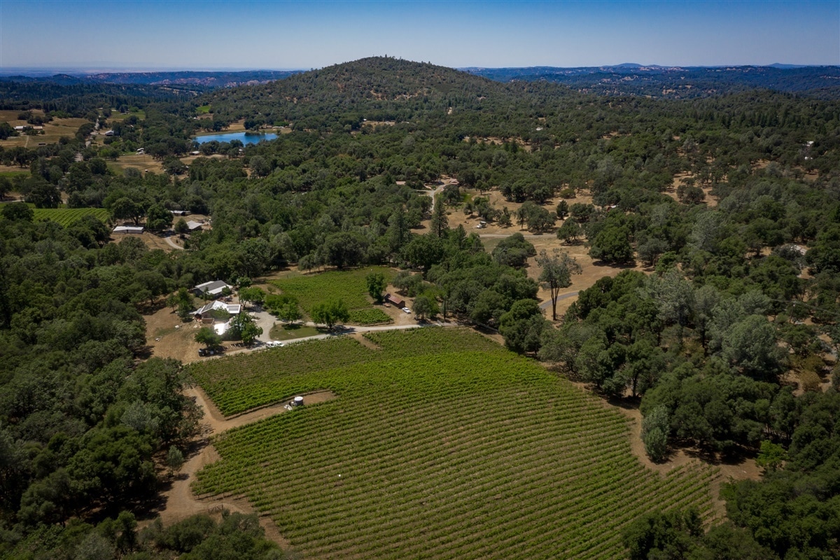 3040 Omo Ranch Rd, Somerset, CA 95684 | LoopNet