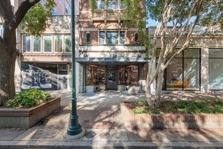 404 E Grace St, Richmond, VA 23219 - Foster's Studio | LoopNet