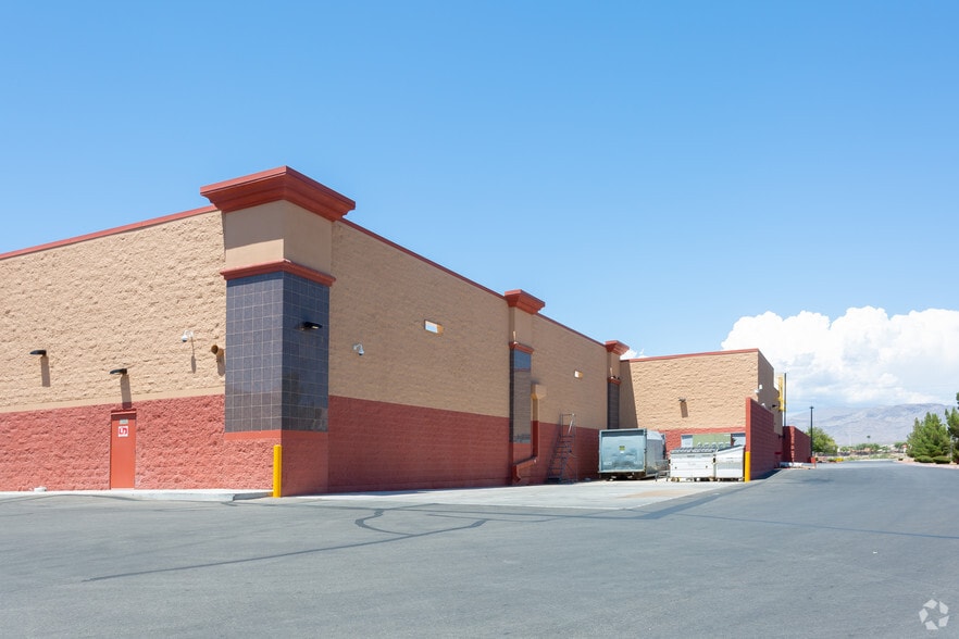 Losee Rd, North Las Vegas, NV 89081 - Park Central Plaza | LoopNet