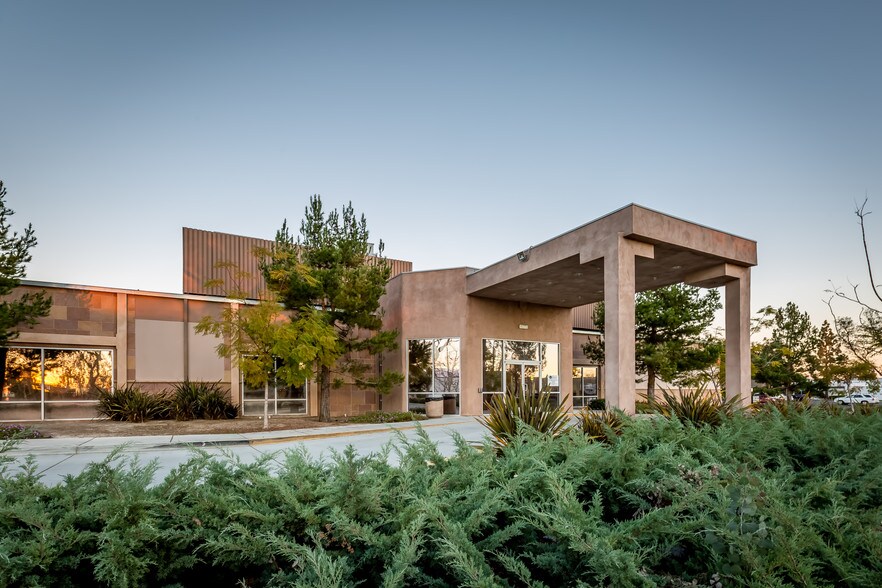 3939 Ruffin Rd, San Diego, CA 92123 | LoopNet