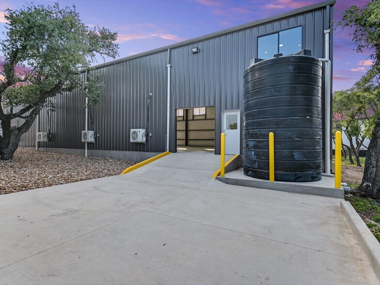 15210 Fitzhugh Rd, Austin, TX 78736 | LoopNet