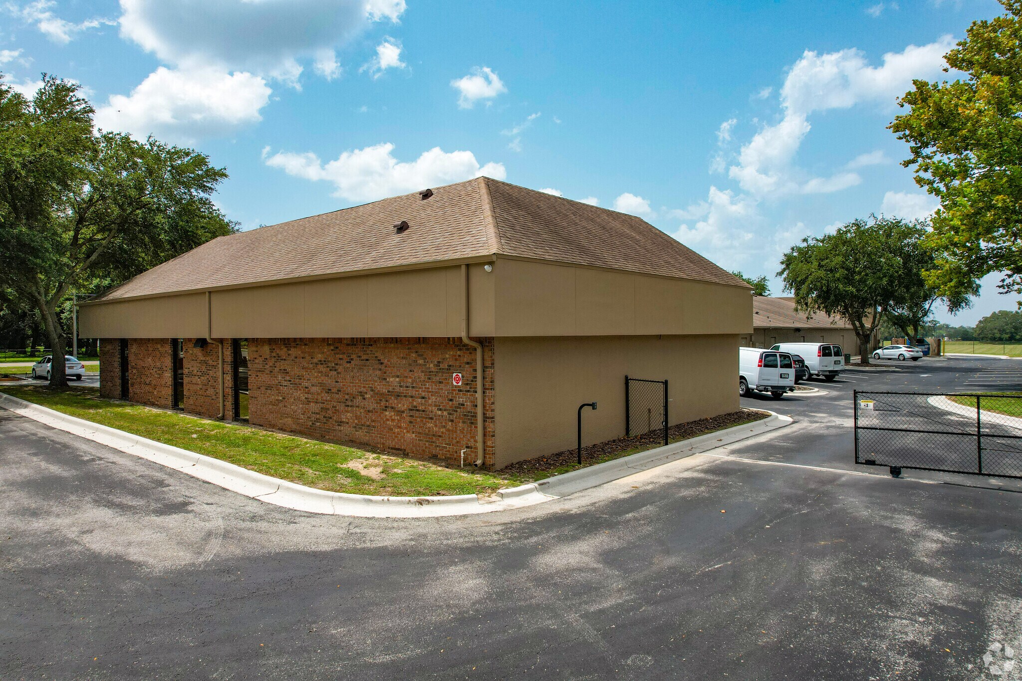 1326 E Lumsden Rd, Brandon, FL 33511 - Office for Lease | LoopNet