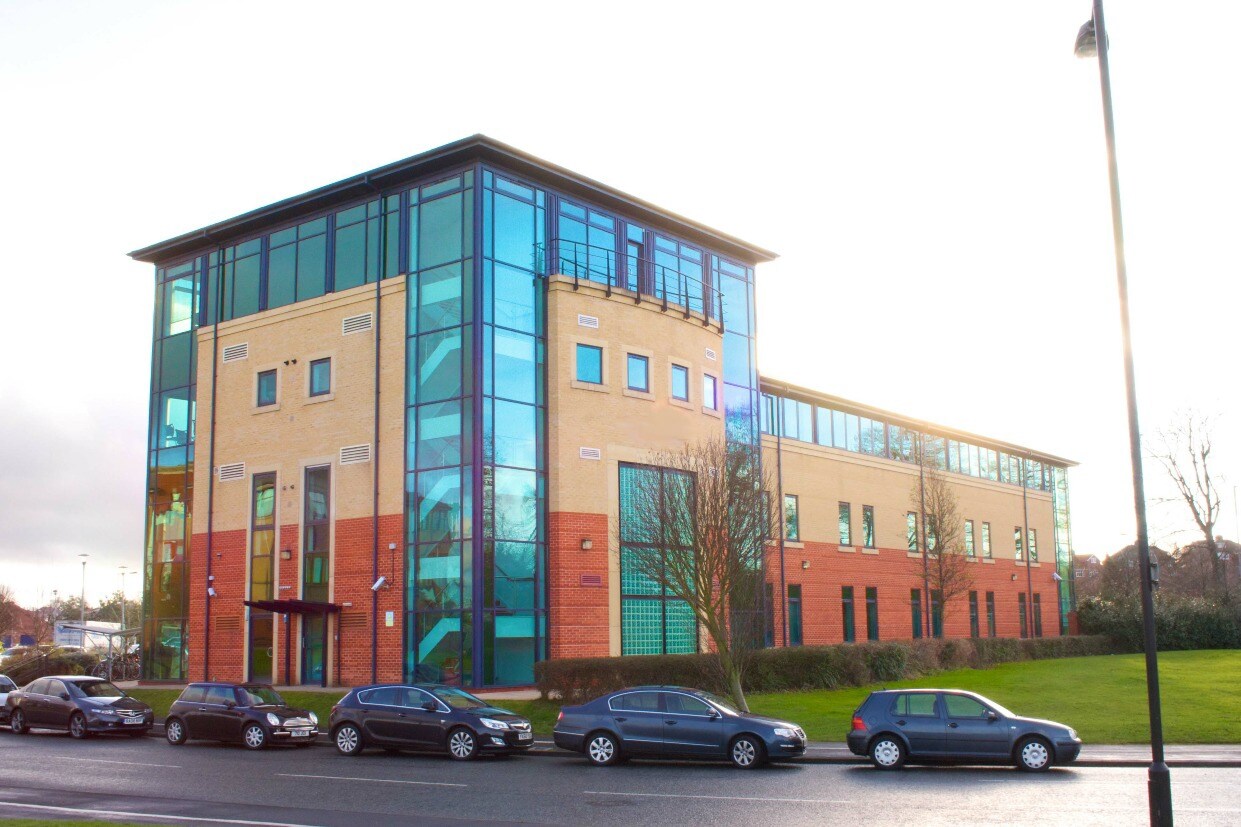 Holgate Park Dr, York, YO26 4GA - Gateway 1 | LoopNet