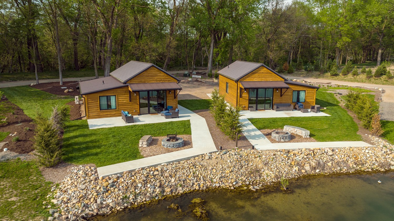 1583 Spring Bay Rd, Spring Bay, IL 61611 - Sankoty Lakes | LoopNet